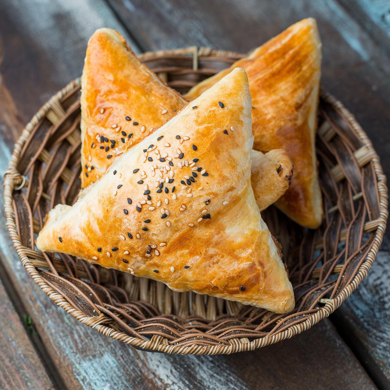Samsa Food: A Delicious Pastry from Central Asia - DocTour Kyrgyz